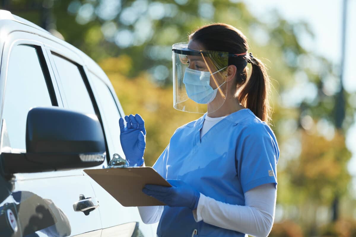 ZShield Wrap Offers an Alternative to Head Mounted Face Shields ...