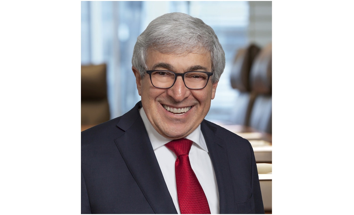 Henry Schein CEO Receives Ragan Award for Diversity | Orthodontic Products