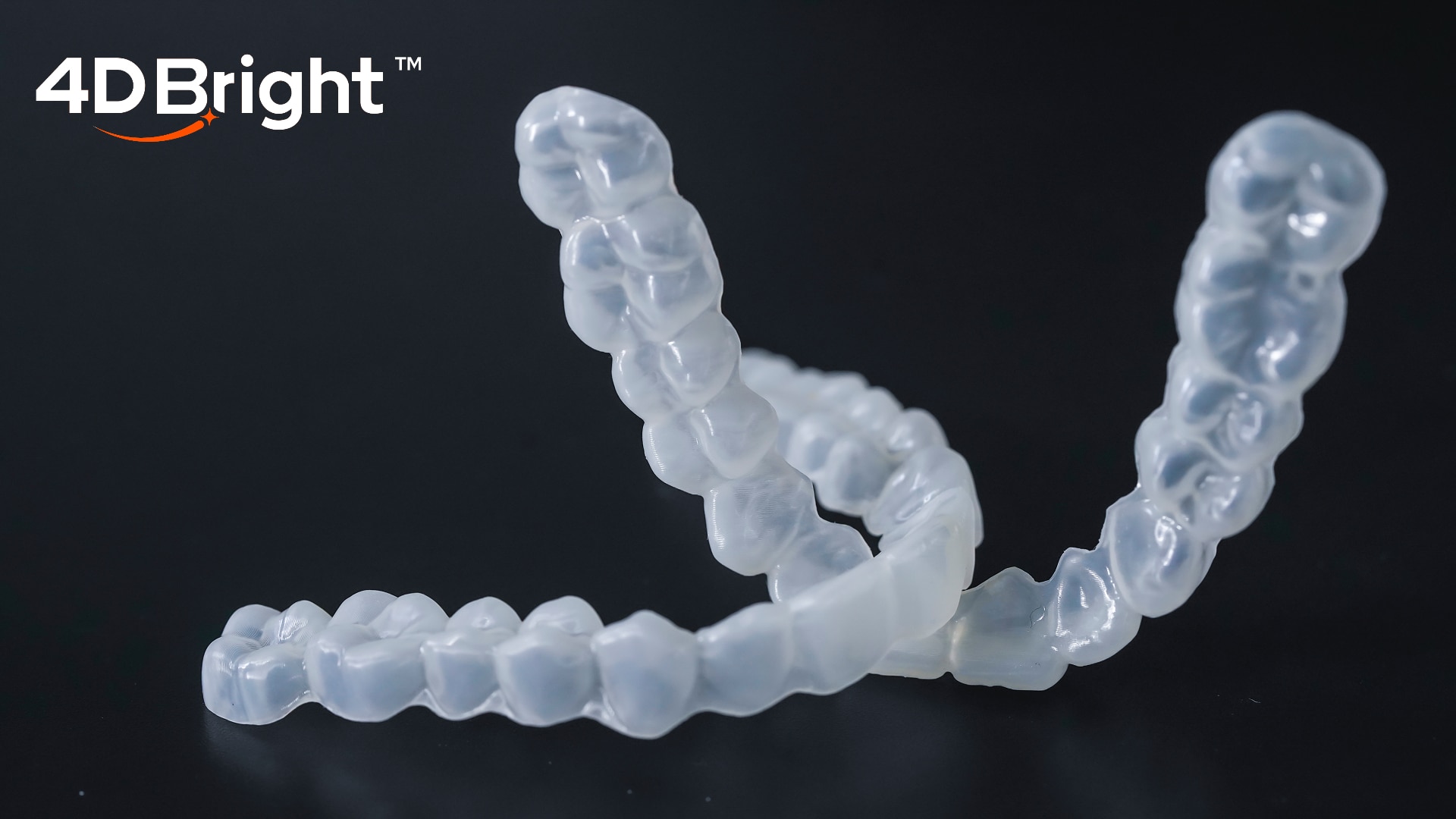 LuxCreo Unveils 4D Bright Aligner | Orthodontic Products